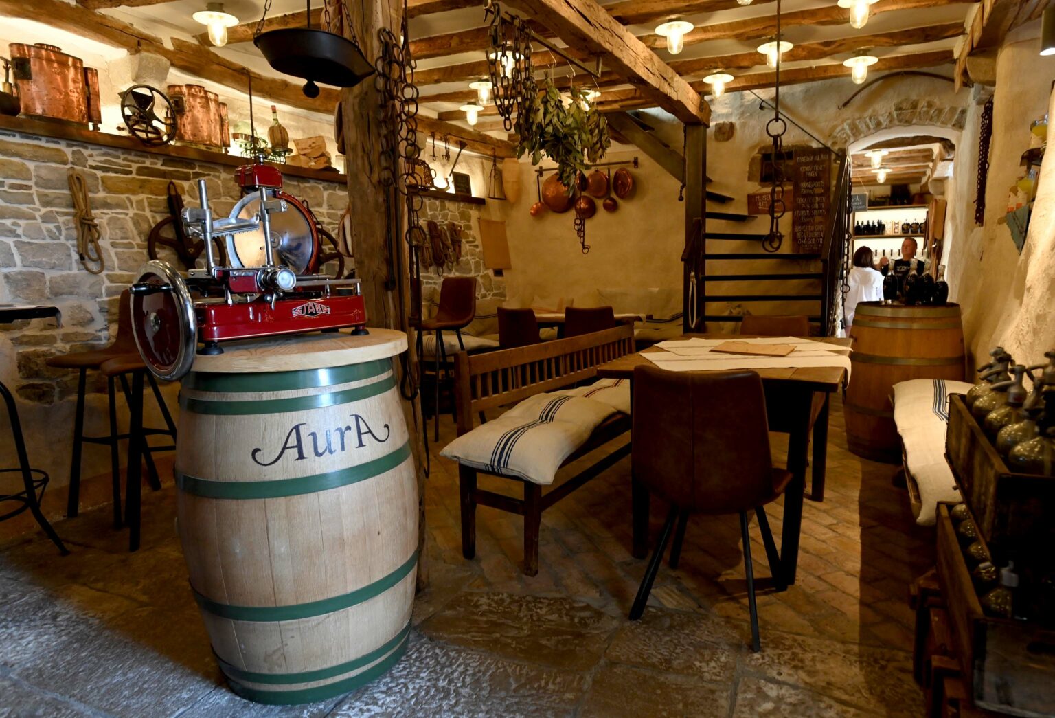 Destilerija Aura oduševljava proizvodima, ali i fantastičnim muzejom u ...
