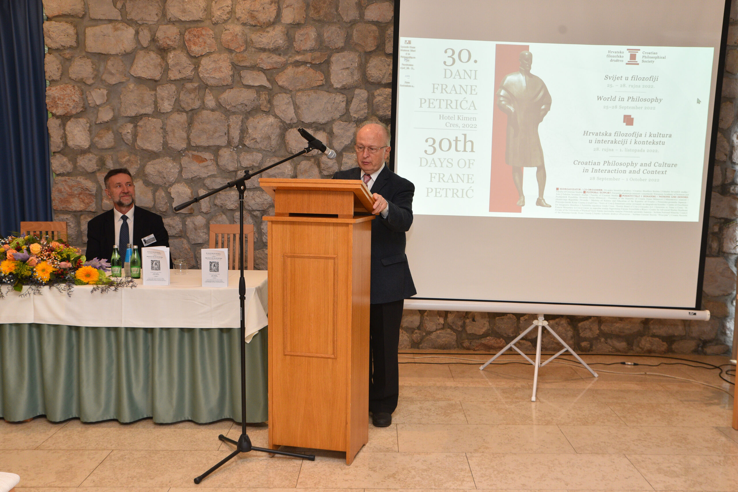 Počeli 30. Dani Frane Petrića: Aktualna tema "Svijet u filozofiji ...