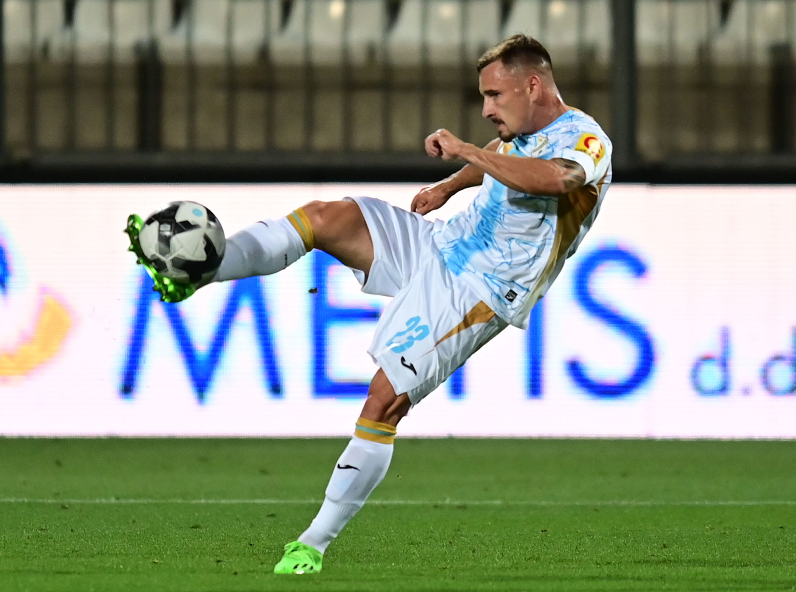 Denis Bušnja više nije igrač Rijeke - Novi list