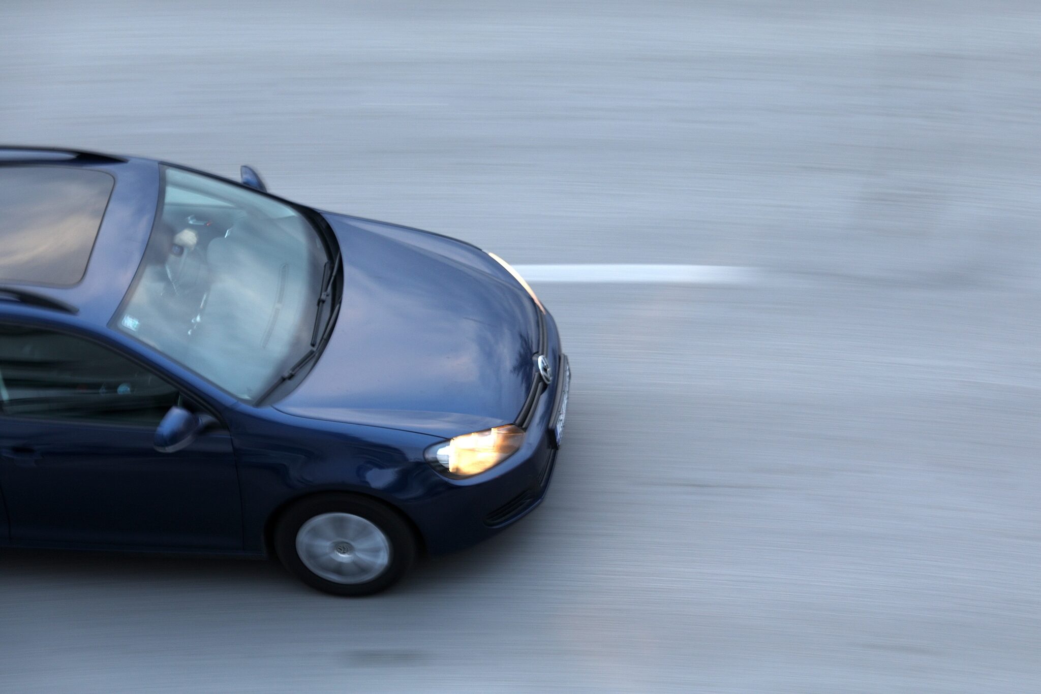 Od petka ne morate imati upaljena svjetla na autu tijekom dana - Novi list