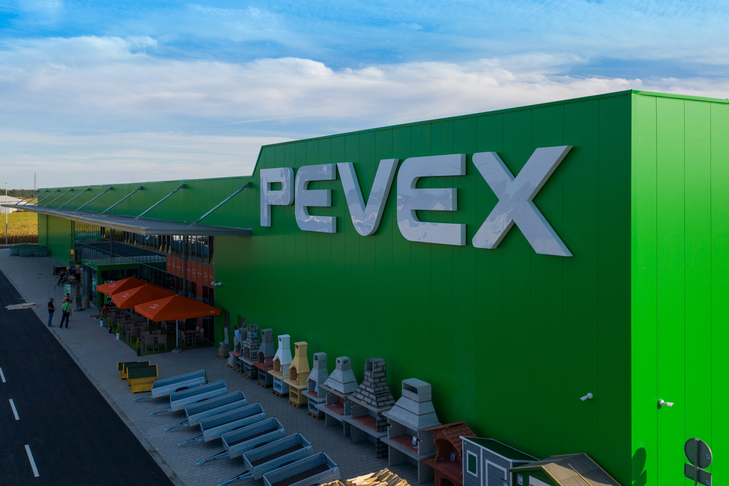 Lovrinčević, Vujnovac i Radić prodaju svoje udjele u Pevexu, moguća ...