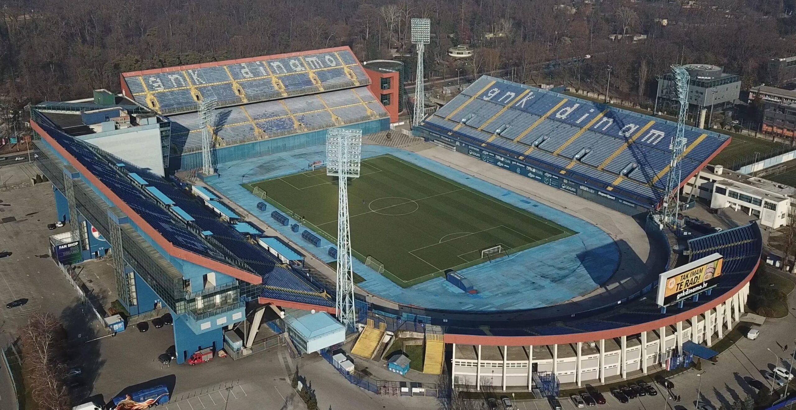 Stadioni "Maksimir" i "Poljud" sportske građevine od nacionalnog ...