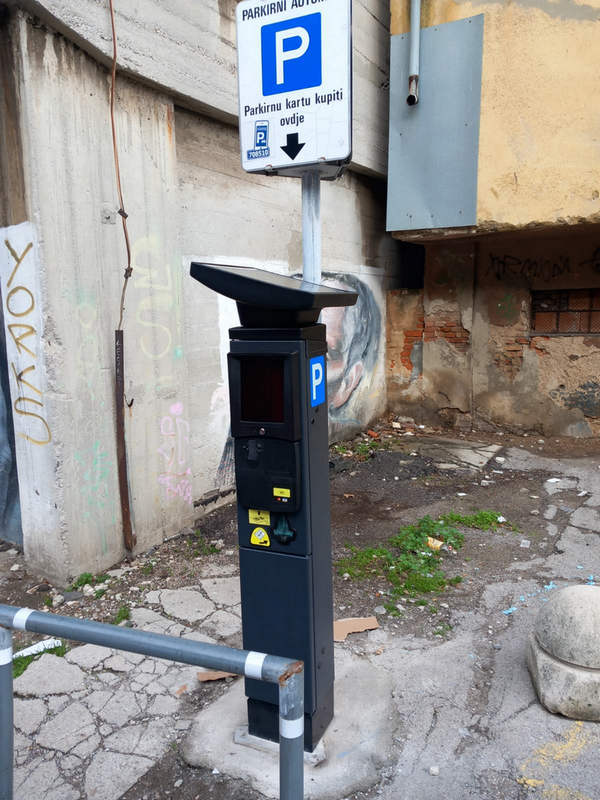 Po Rijeci postavljeno 7 parkirnih automata "najnovije generacije", evo što donose - Novi list