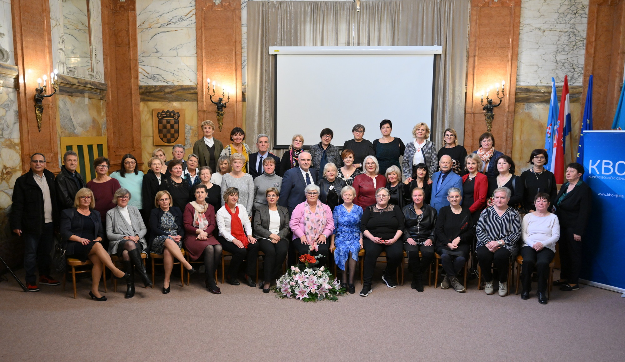 KBC Rijeka ispratio svoje umirovljenike, ove godine otišla su 73 ...