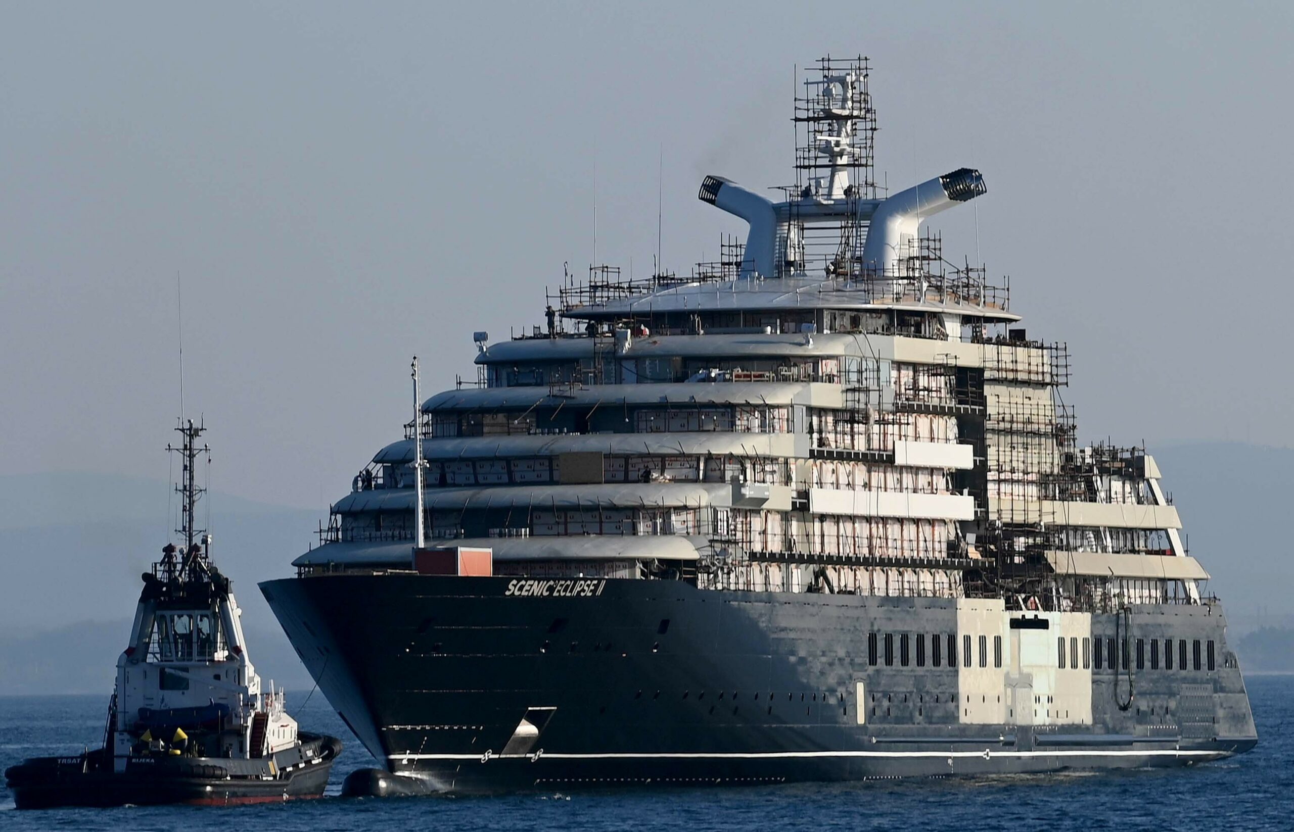 FOTO Kruzer Eclipse II stigao na finalne zahvate u 3. maj: "Na riječkim ...