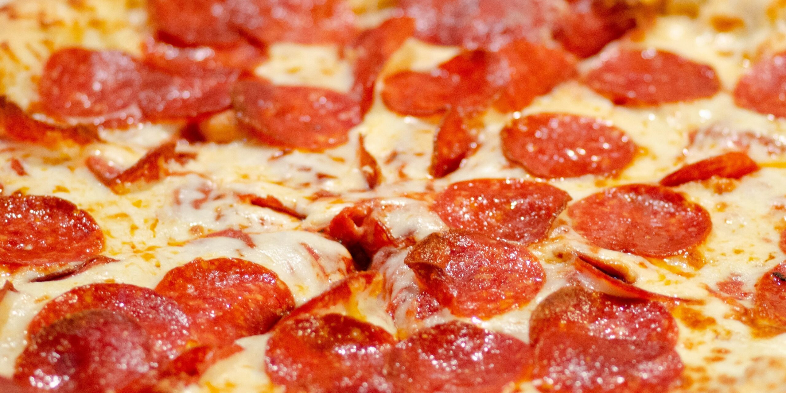 Pogledajte kako izgleda najveća pizza na svijetu! Rekord postavio ...