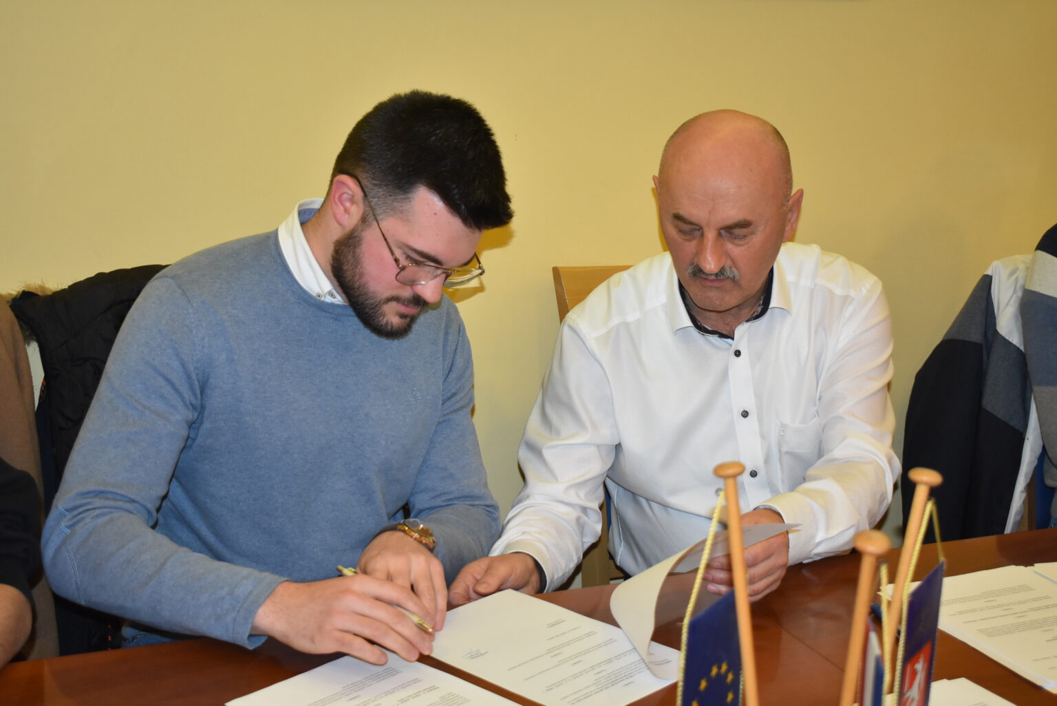 Gradonačelnik Gospića i ove godine svoje plaće daje studentima za stipendije - Novi list