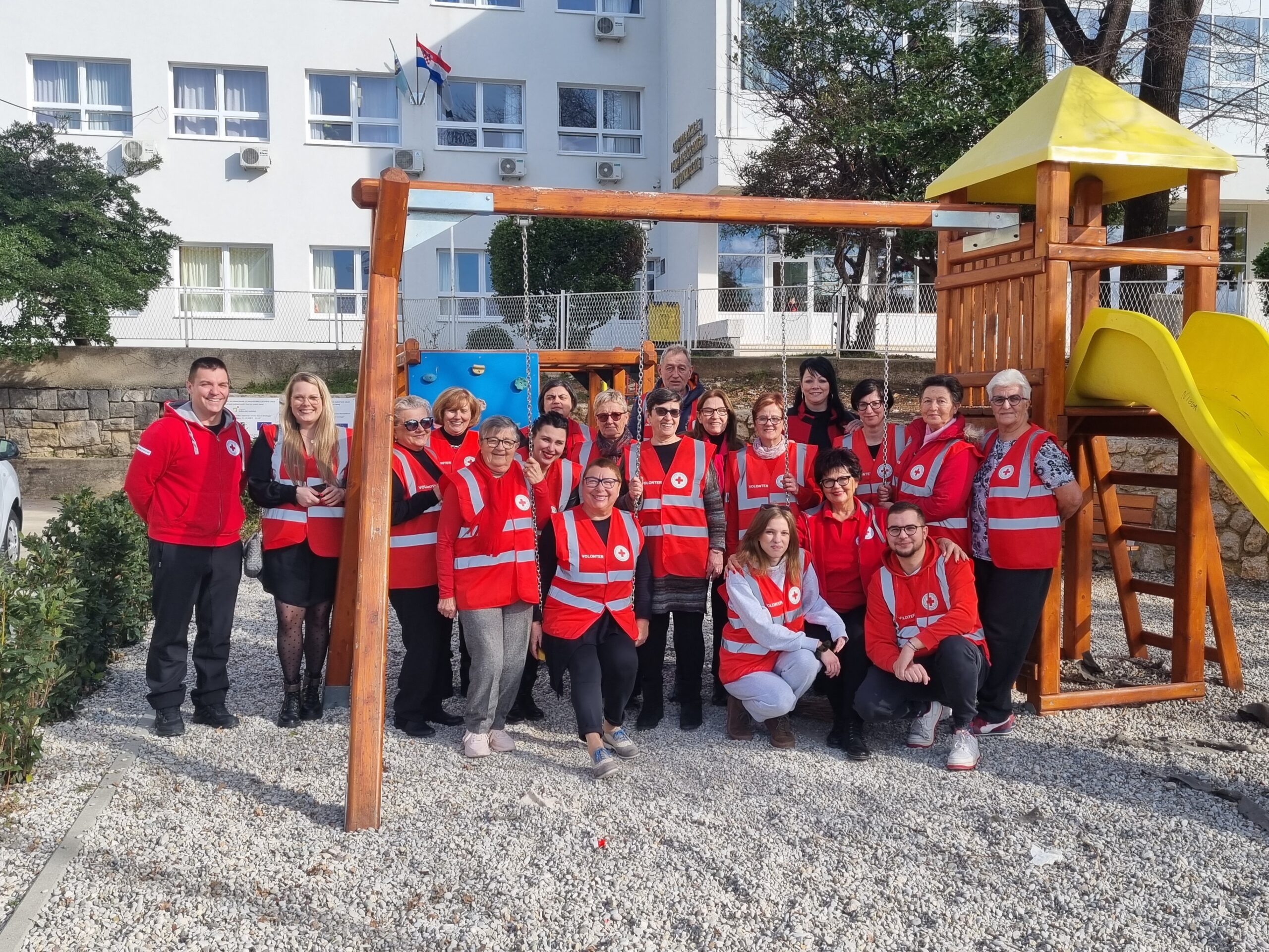 Dan crvenih haljina obilježen u Novom Vinodolskom - Novi list