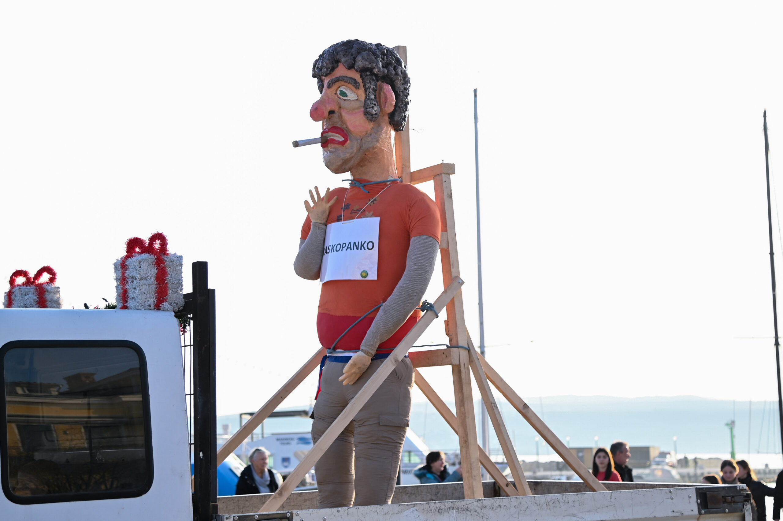 Pepelnica u Crikvenici: Pročitana šentenca i spaljen siroti Raskopanko ...