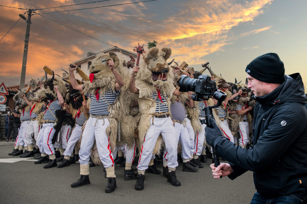 Pogledajte novi promotivni film "Halubajski zvončari": Filmska kamera ...