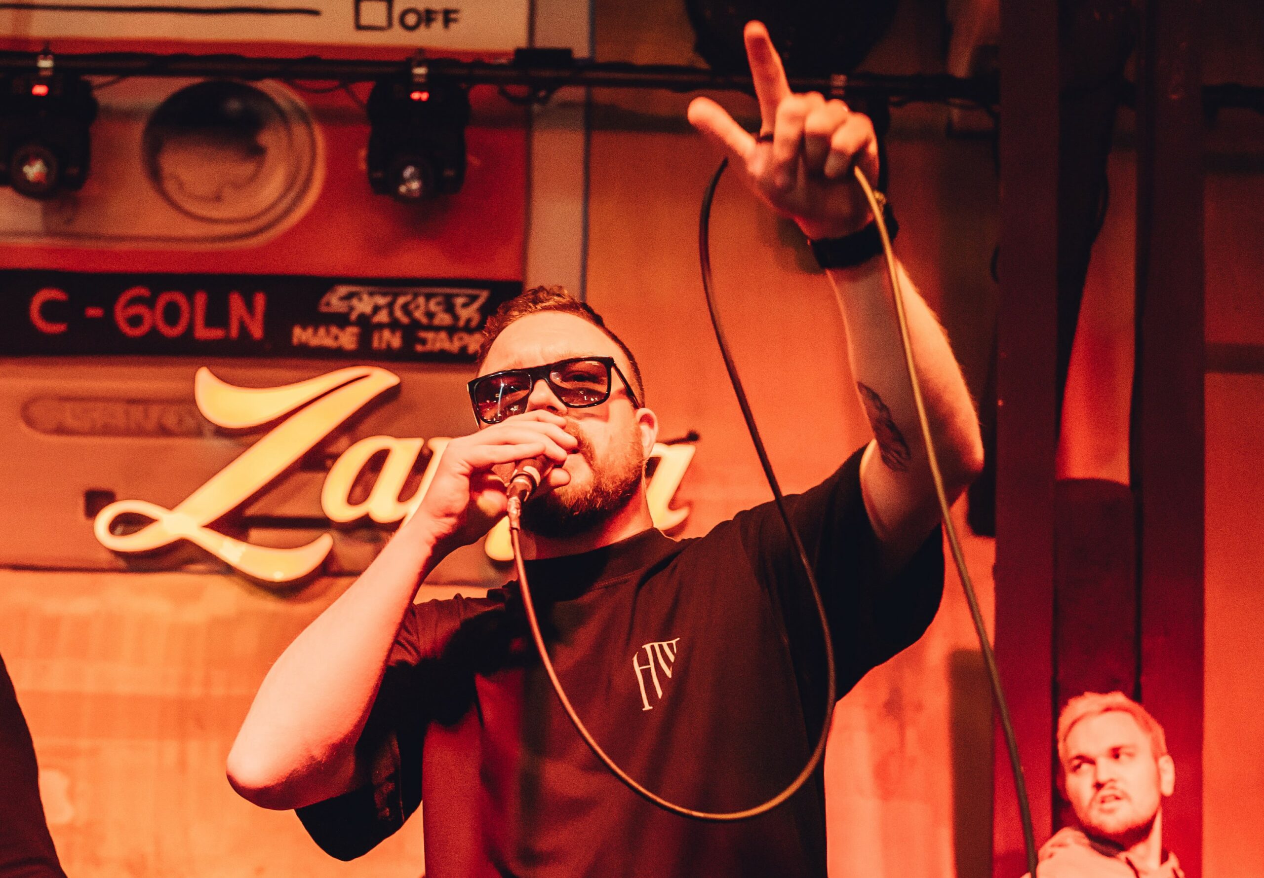 Zembo Latifa singlom "Proljeće" najavljuje novi album "Mars" - Novi list