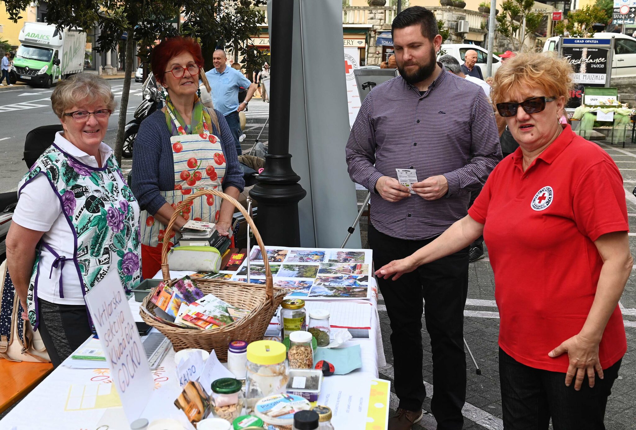FOTO Cijeli trg ispred tržnice u Opatiji danas je "živio zeleno ...
