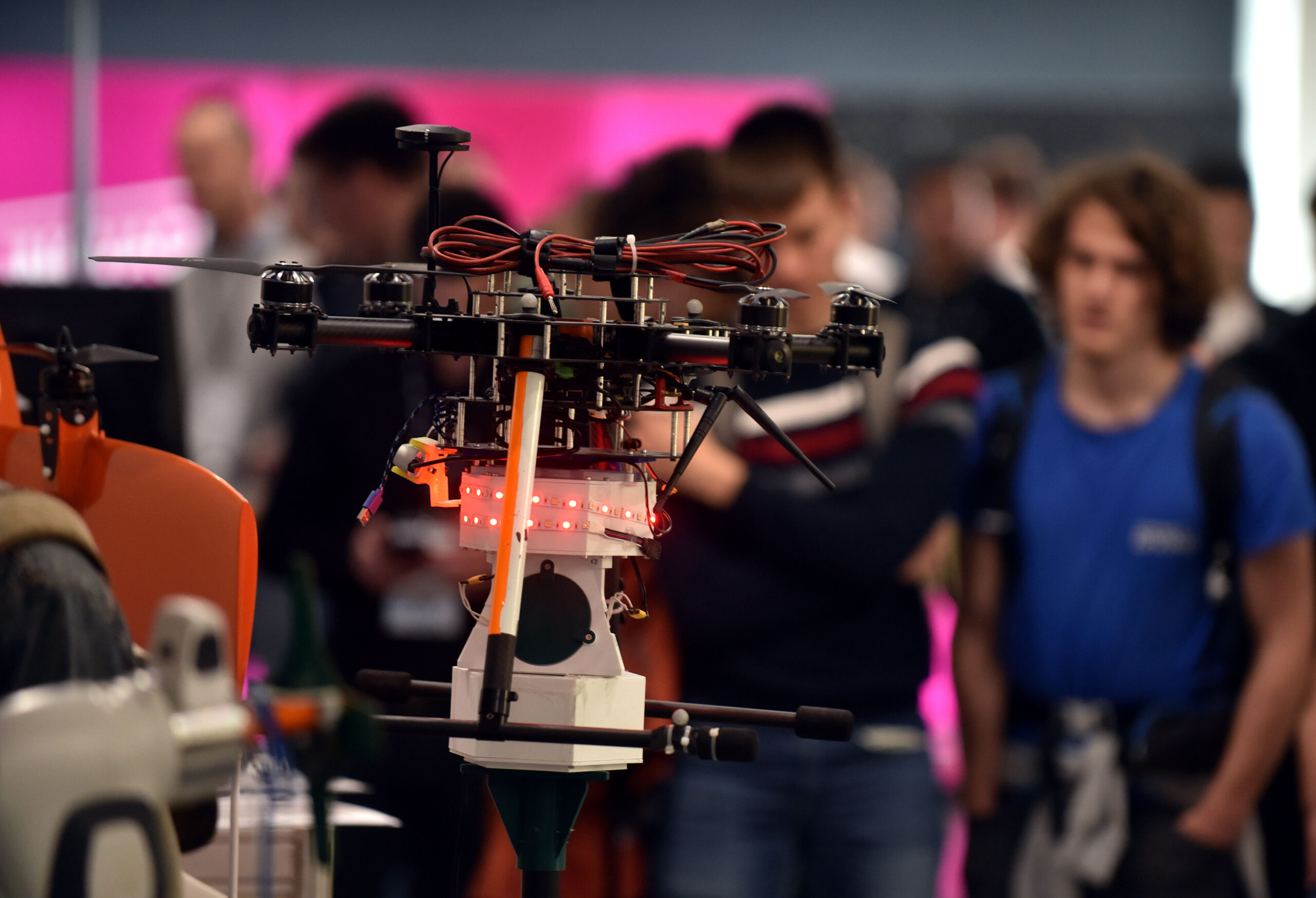 FER i Filozofski fakultet pokrenuli "studij budućnosti": "Studenti ne ...