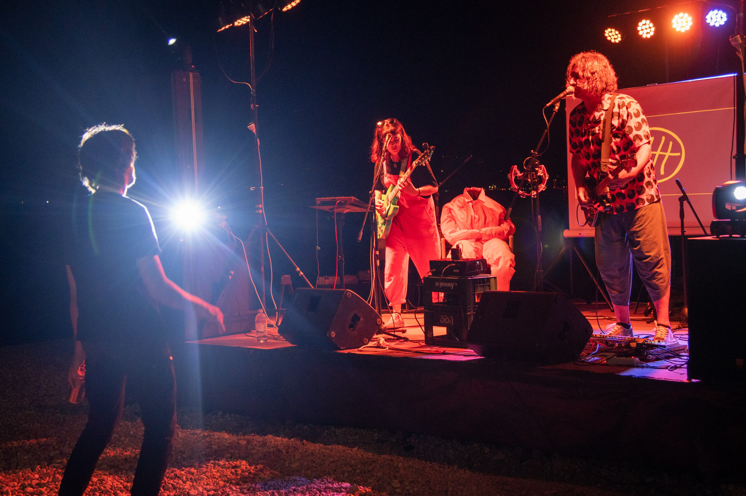 21 vek i Mrave brojim nastupili na Morskom Prascu - Novi list