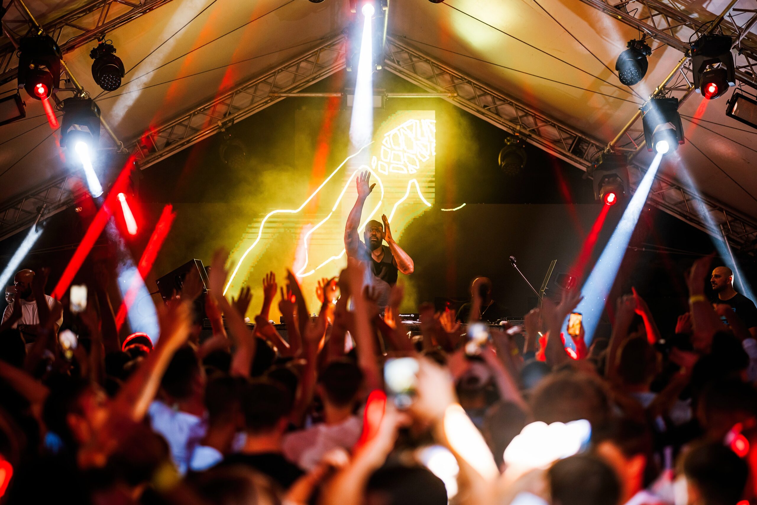 Shaquille O'Neal ponovno donosi spektakl na Krk - Novi list