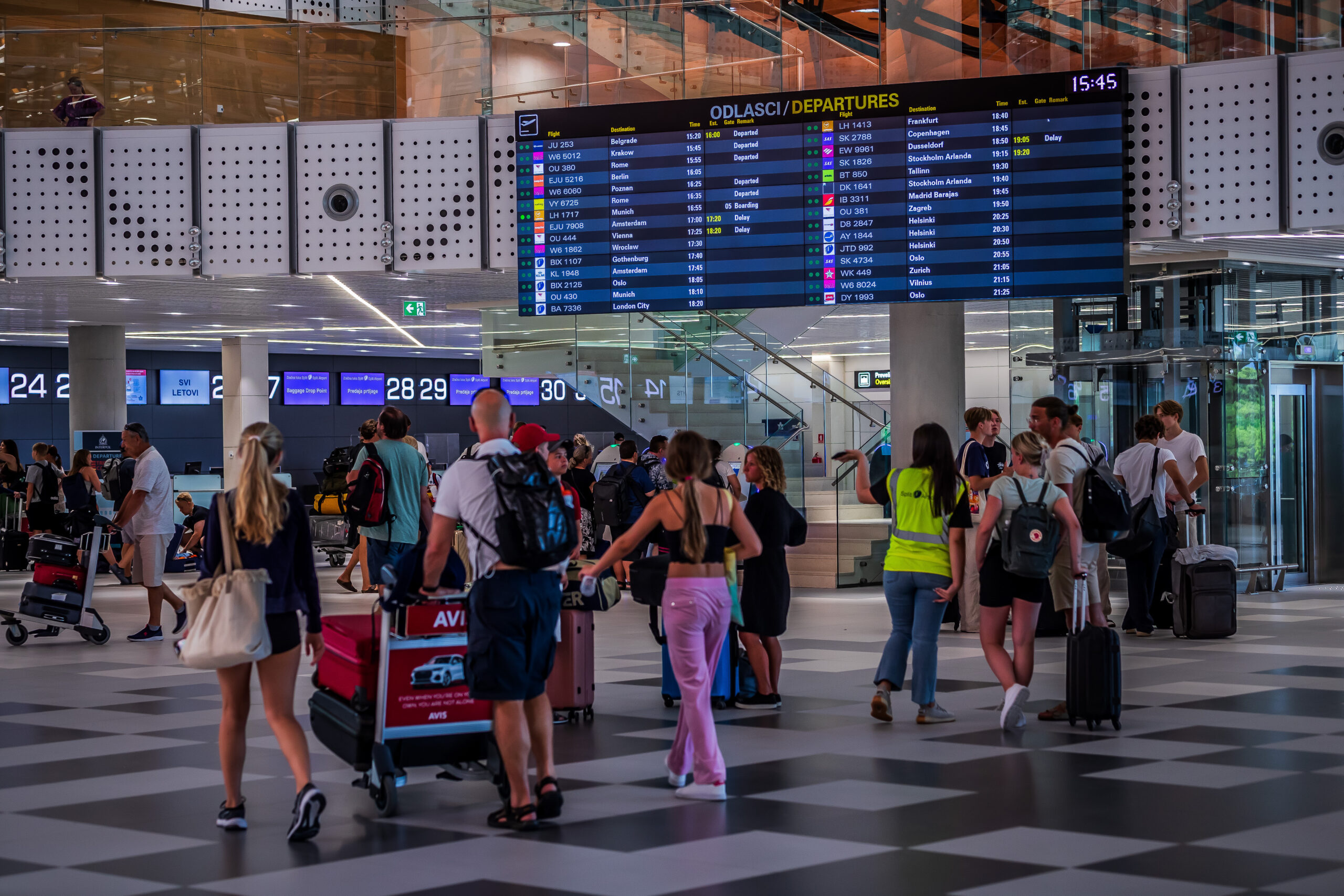 Zadar i Split ruše rekorde, Pula u plusu, a riječki aerodrom - u minusu ...