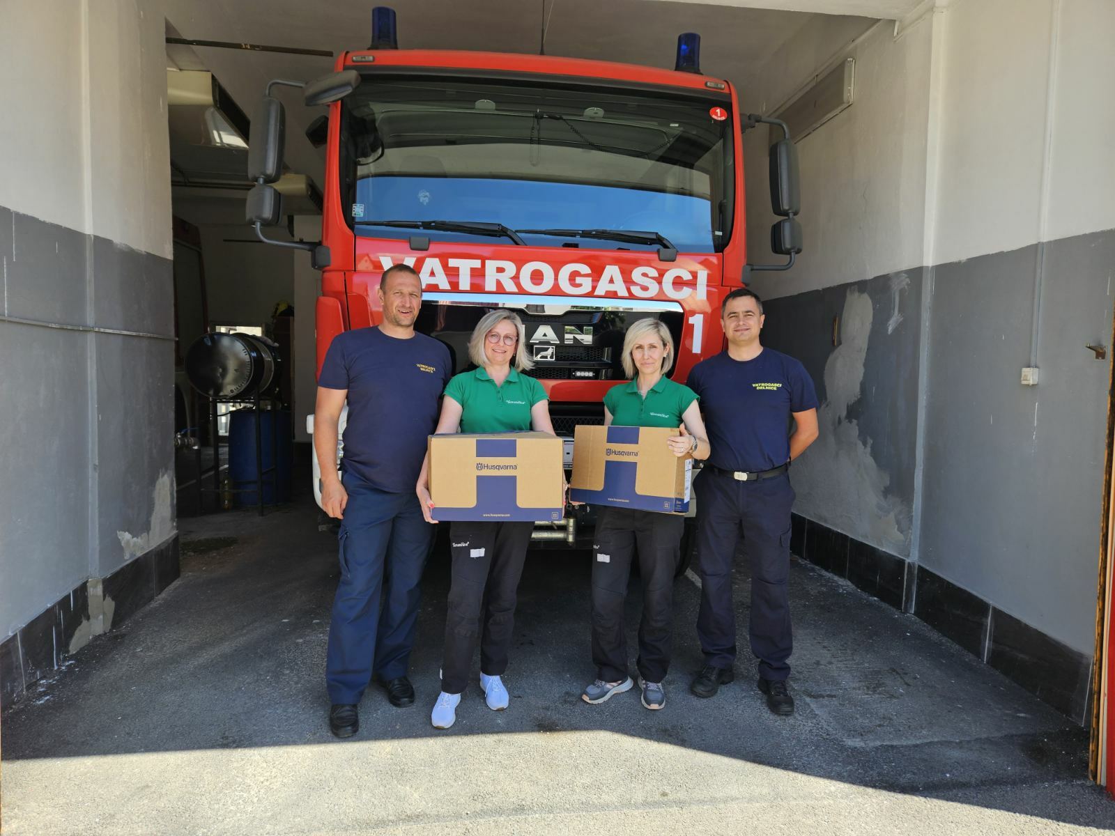 DVD Delnice dobilo donaciju motornih pila - Novi list