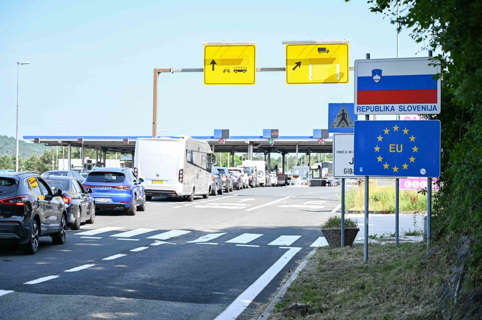 Slovenija ponovno produžila kontrole na granici s Hrvatskom i Mađarskom - Novi list