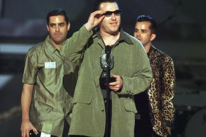 Frontmen grupe Smash Mouth Steve Harwell preminuo u 56. godini - Novi list