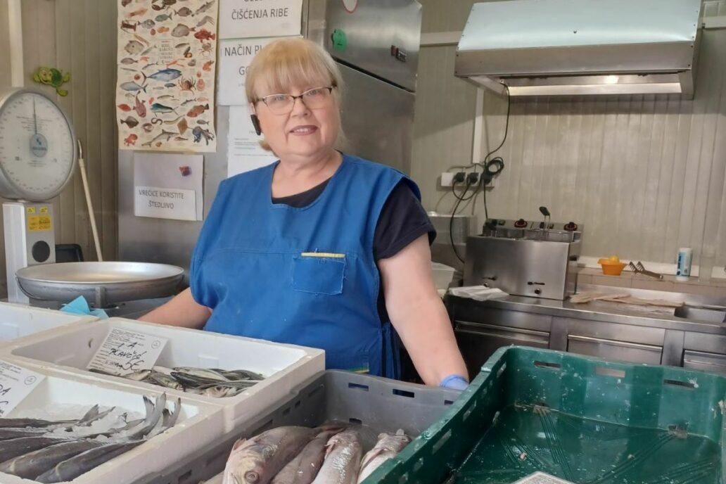 Na zametskoj placi probali smo fine frigane ribice - Novi list