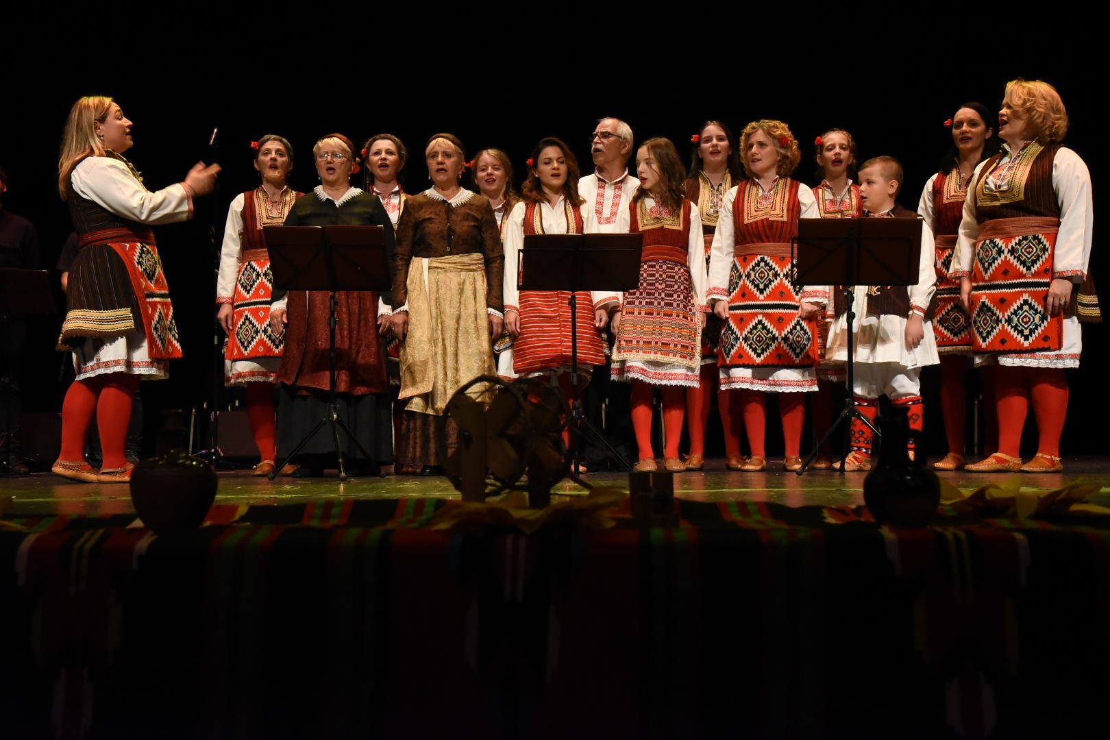 Večer makedonskog folklora u HKD-u: Običaji, nošnje, tradicijski ...