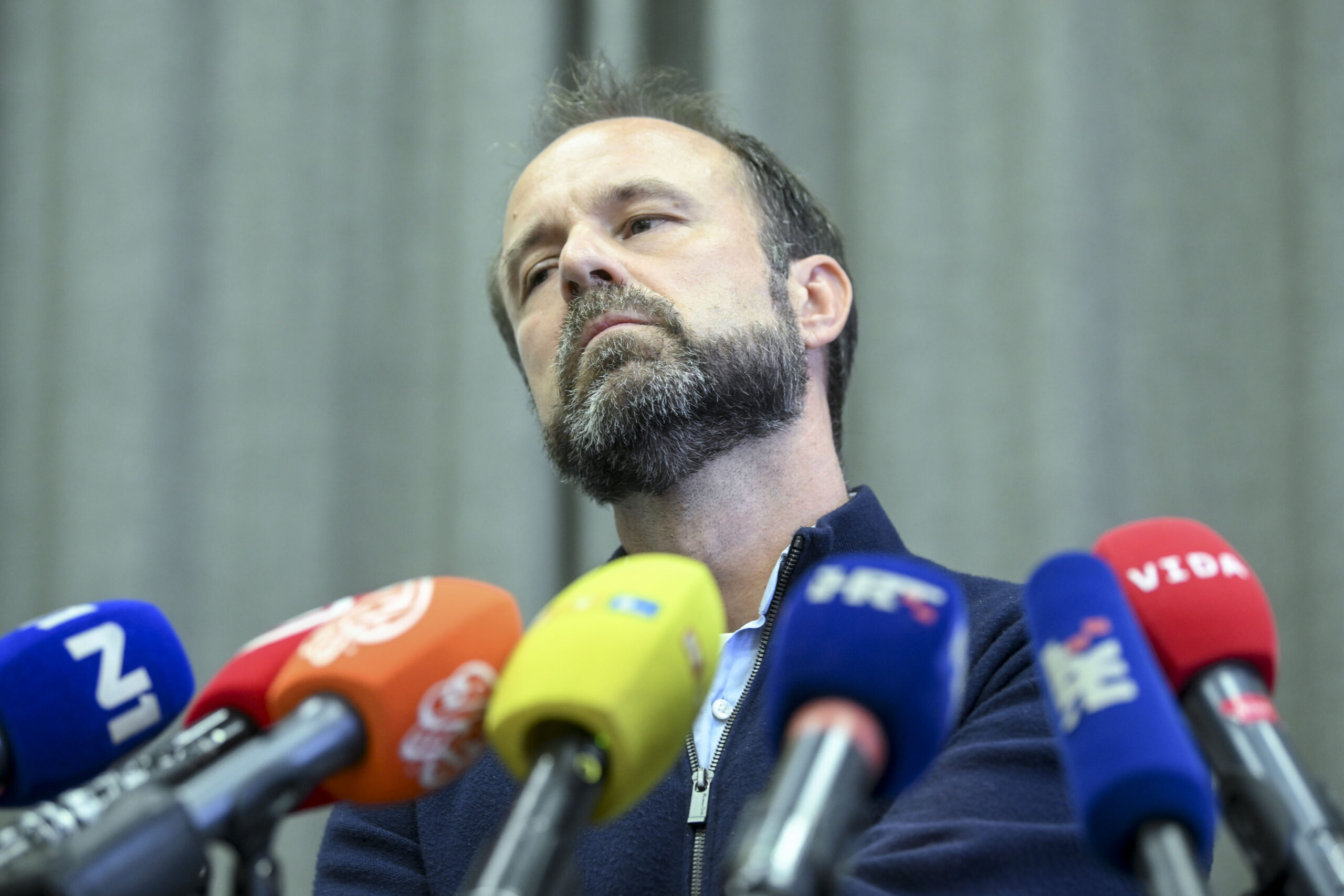 Nakon prosvjeda studenata dekan Akademije dramskih umjetnosti Davor ...