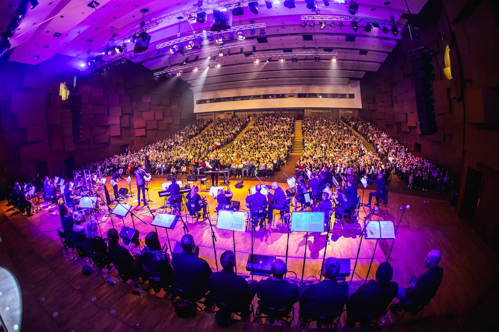 "Rock Opera" rasplesala prepuni Lisinski, večeras izvedba u Dvorani ...