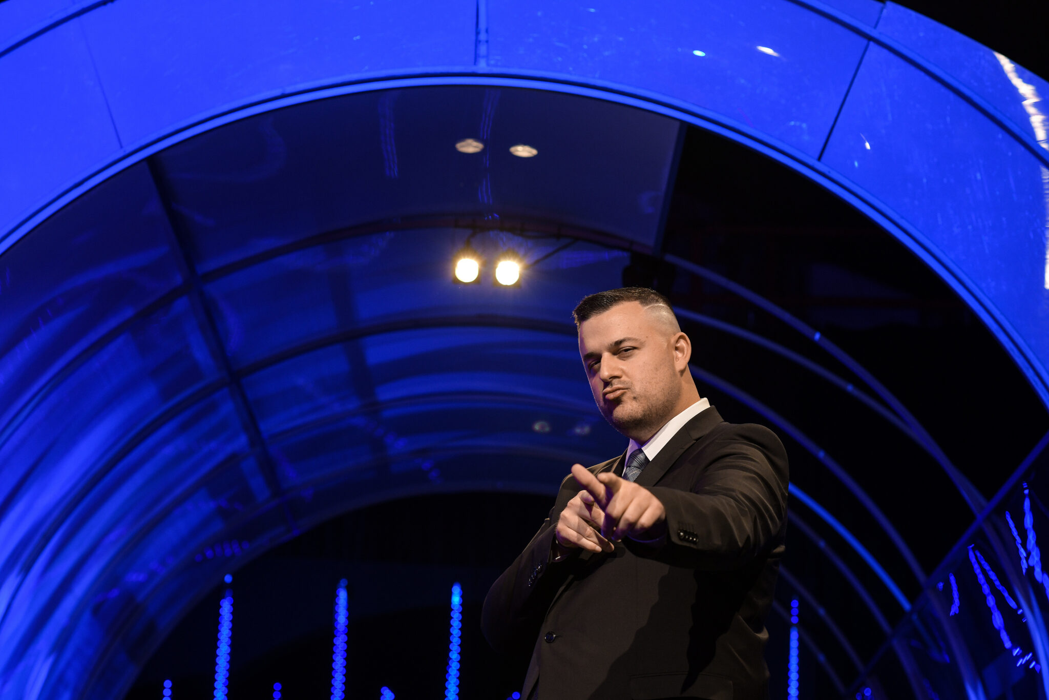 Dean Kotiga nasmijao fanove snimkom plesa: 'Hauser za siromašne' - Novi ...