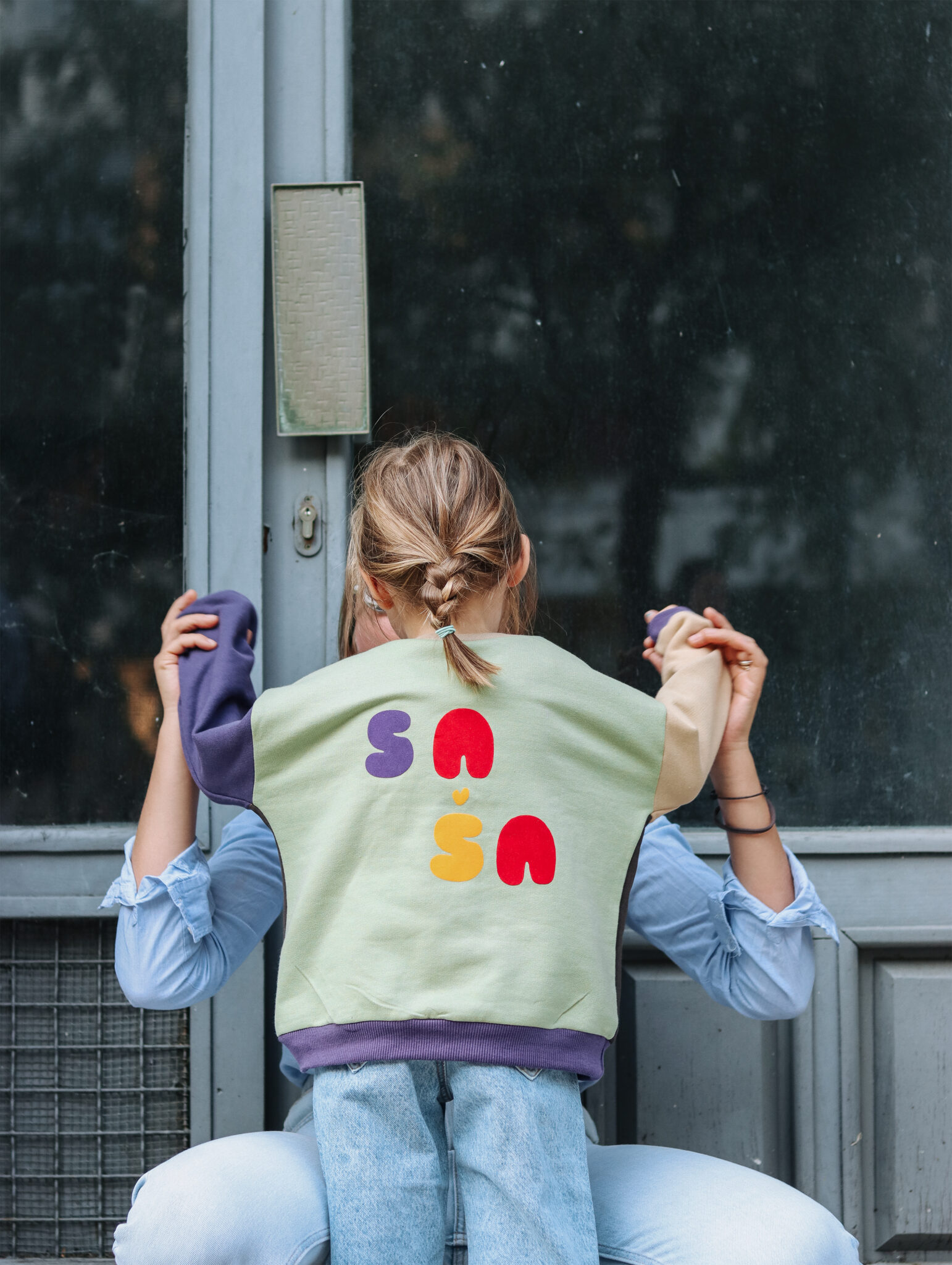 Shuz. MINI ima jako slatke majice za djecu i mame, a dizajnerice ...