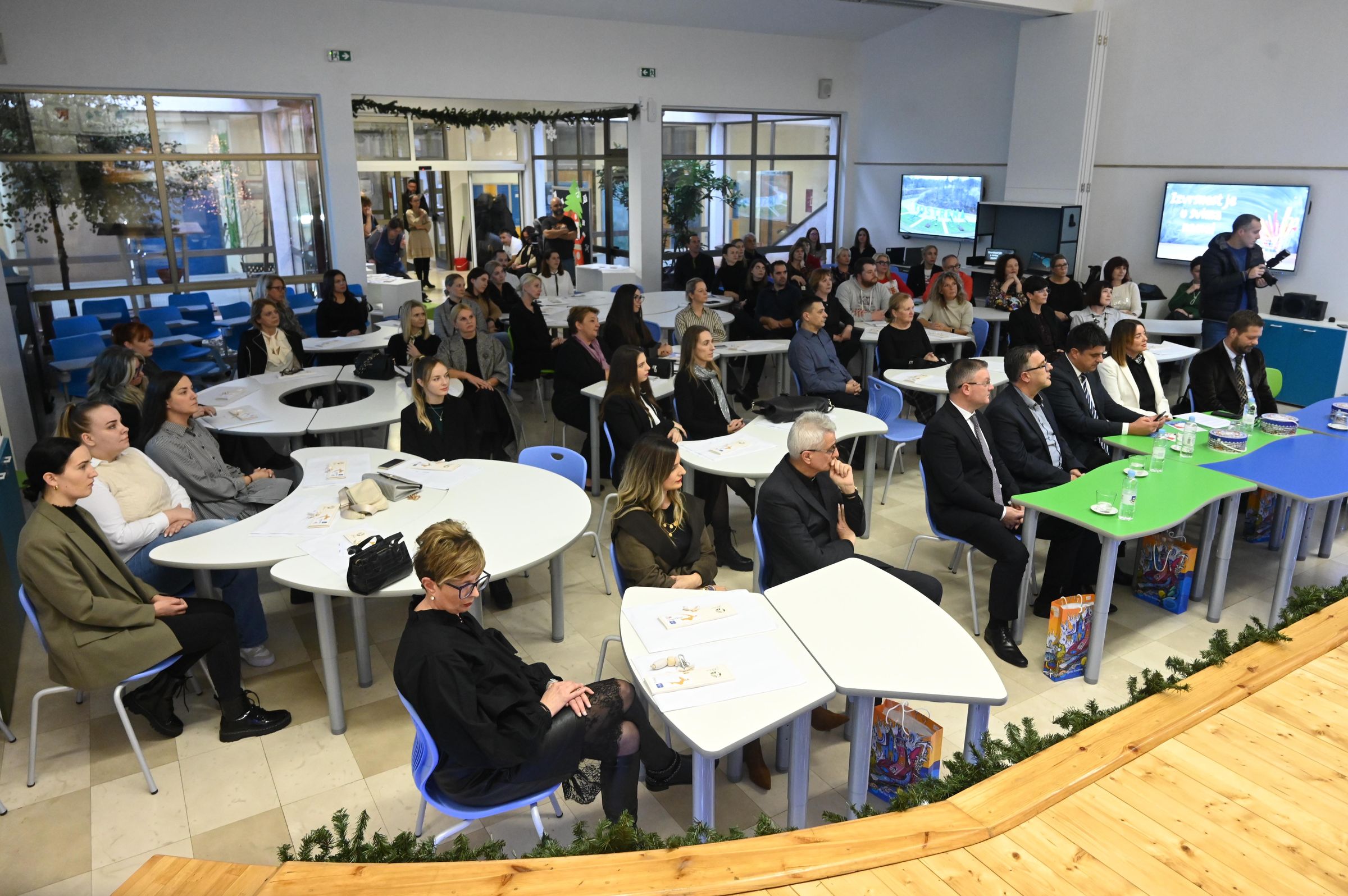 U OŠ Kostrena otvoren STEM kabinet, namijenjen je nadarenima i ...