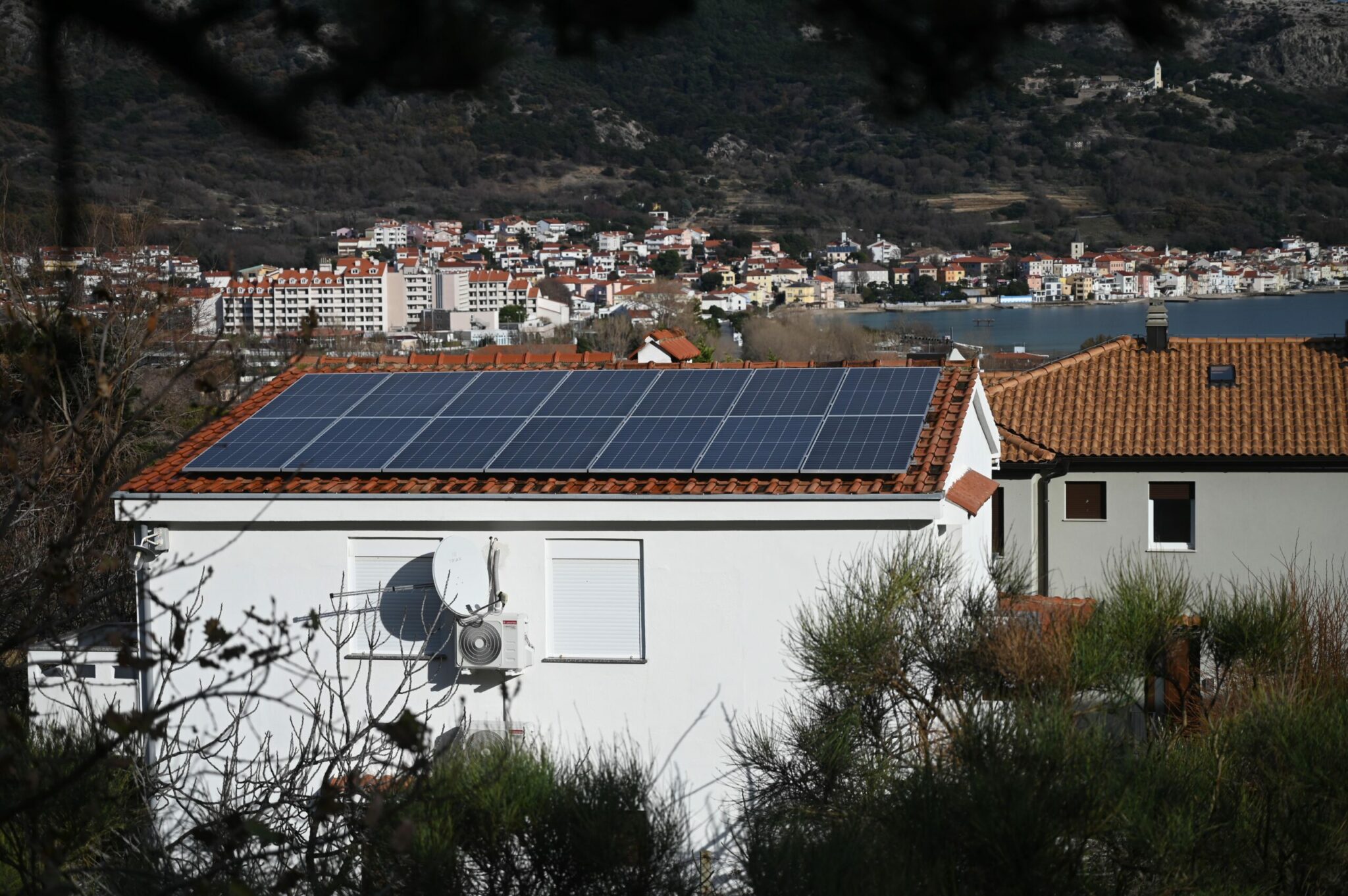 Primorje ima visoki solarni potencijal: evo kako dobiti potporu za instalaciju fotonaponske ...