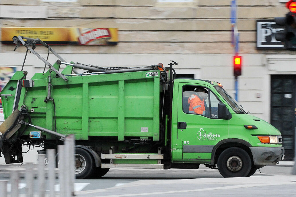 KD Čistoća ima obavijest za stanovnike Šamburinskog puta - Novi list