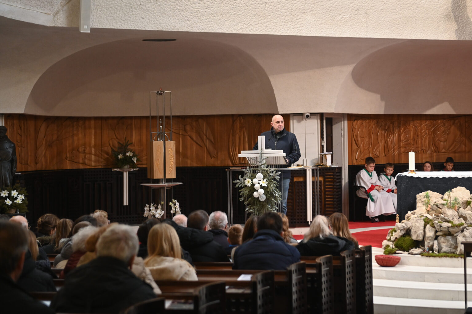 Predstavljanje Zajednice Cenacolo: Bivši ovisnici ispričali svoje ...