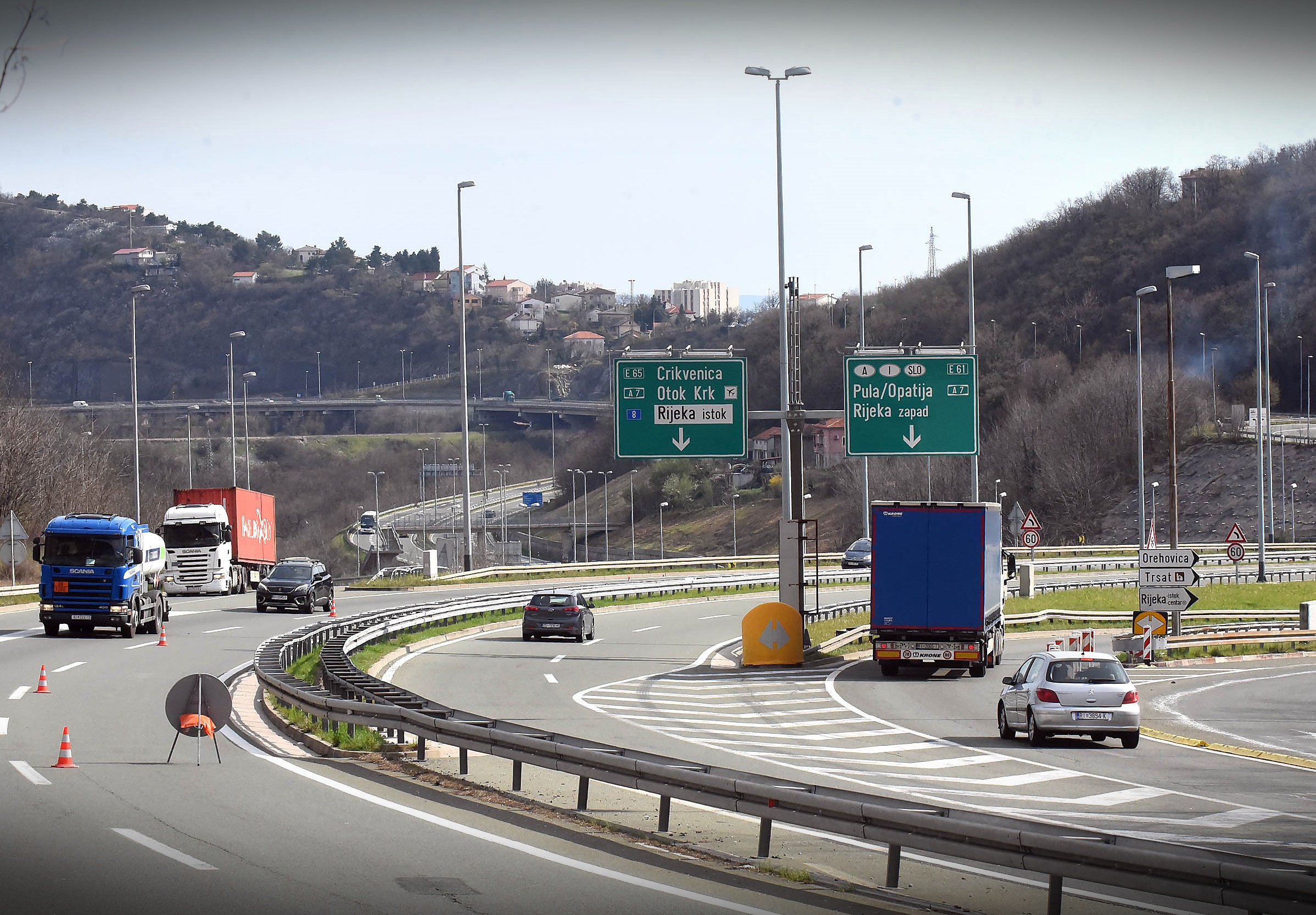 Traju pripreme za veliki zahvat HAC-a. Zatvara se izlaz iz smjera ...