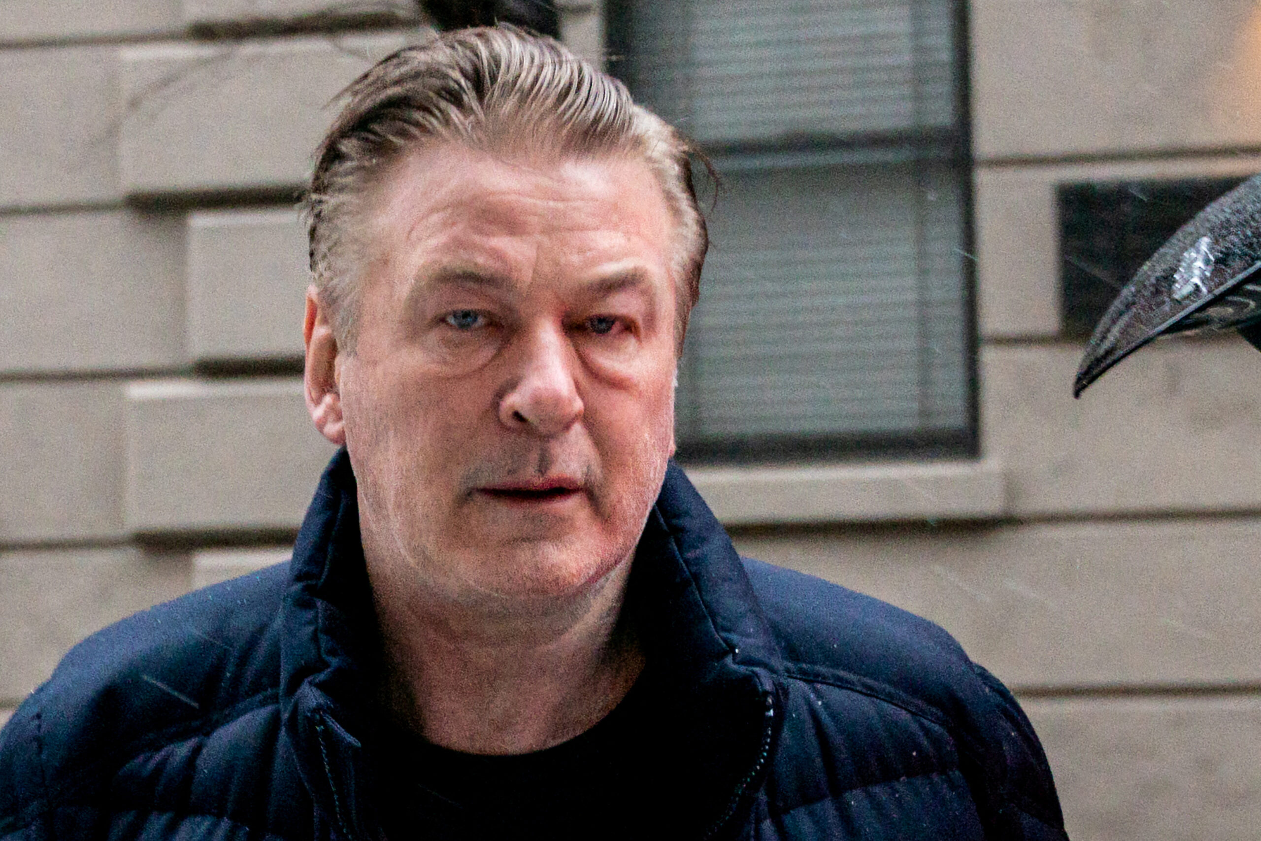 Alec Baldwin dao iskaz na sudu. Tvrdi da nije kriv za ubojstvo iz ...