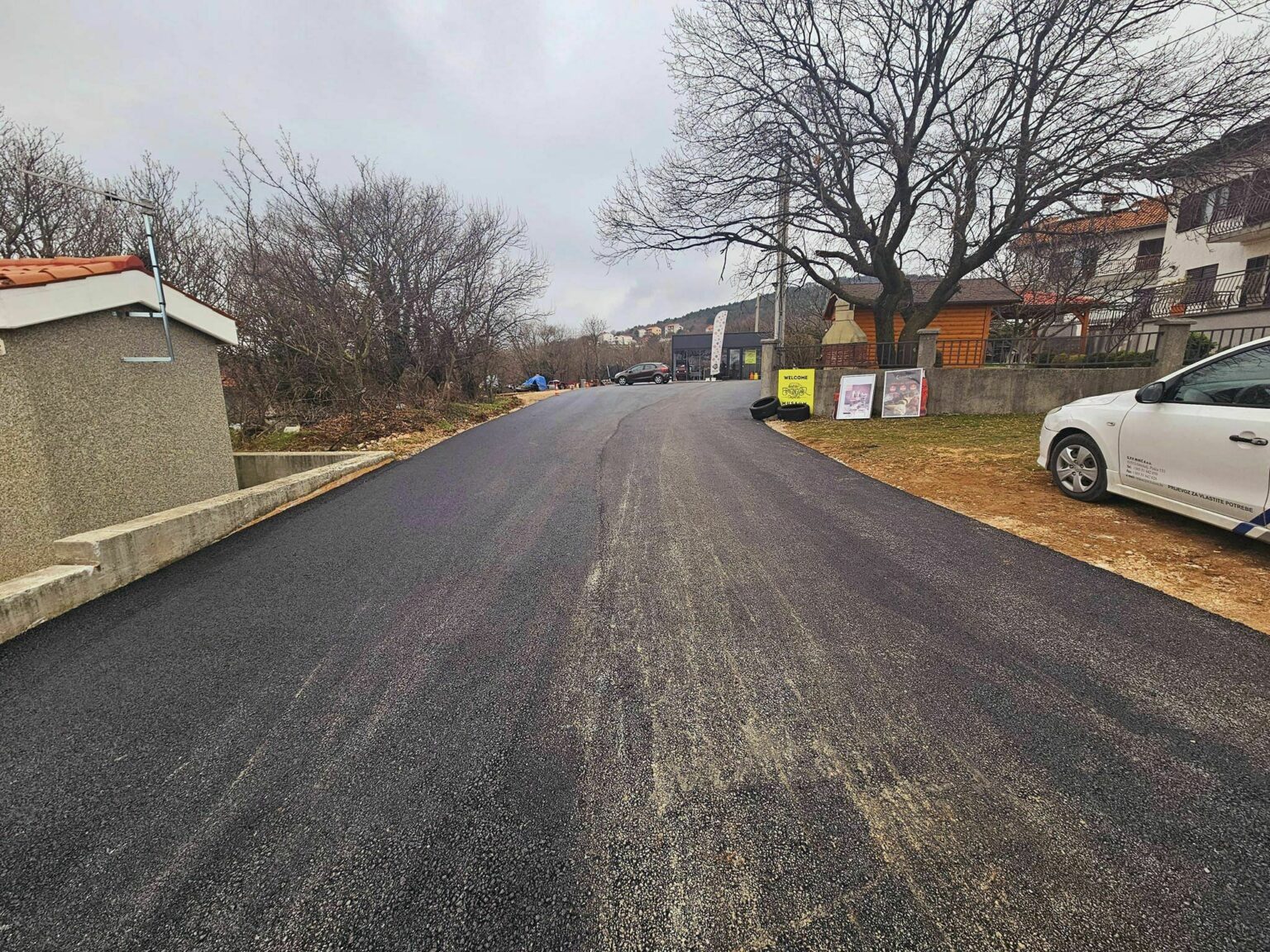 Asfaltirane nerazvrstane ceste u Čavlima - Novi list