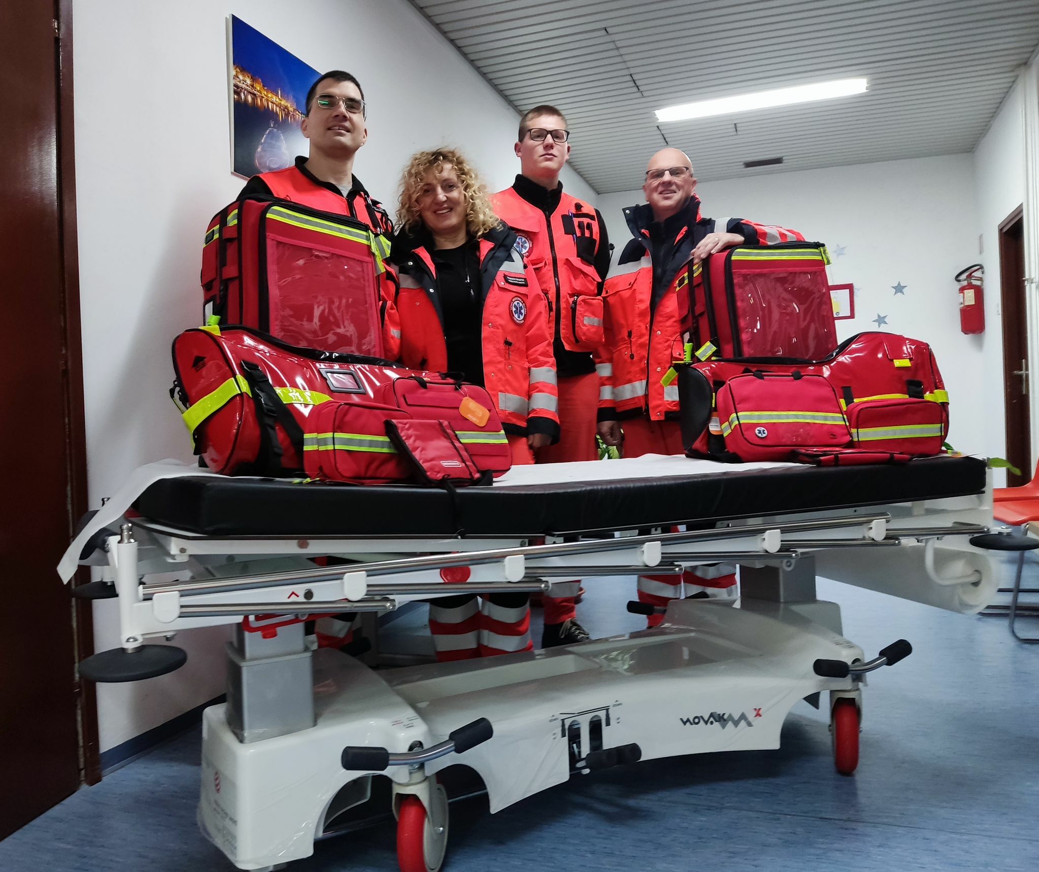 Aminess donirao medicinsku opremu krčkim "hitnim medicinarima" - Novi list