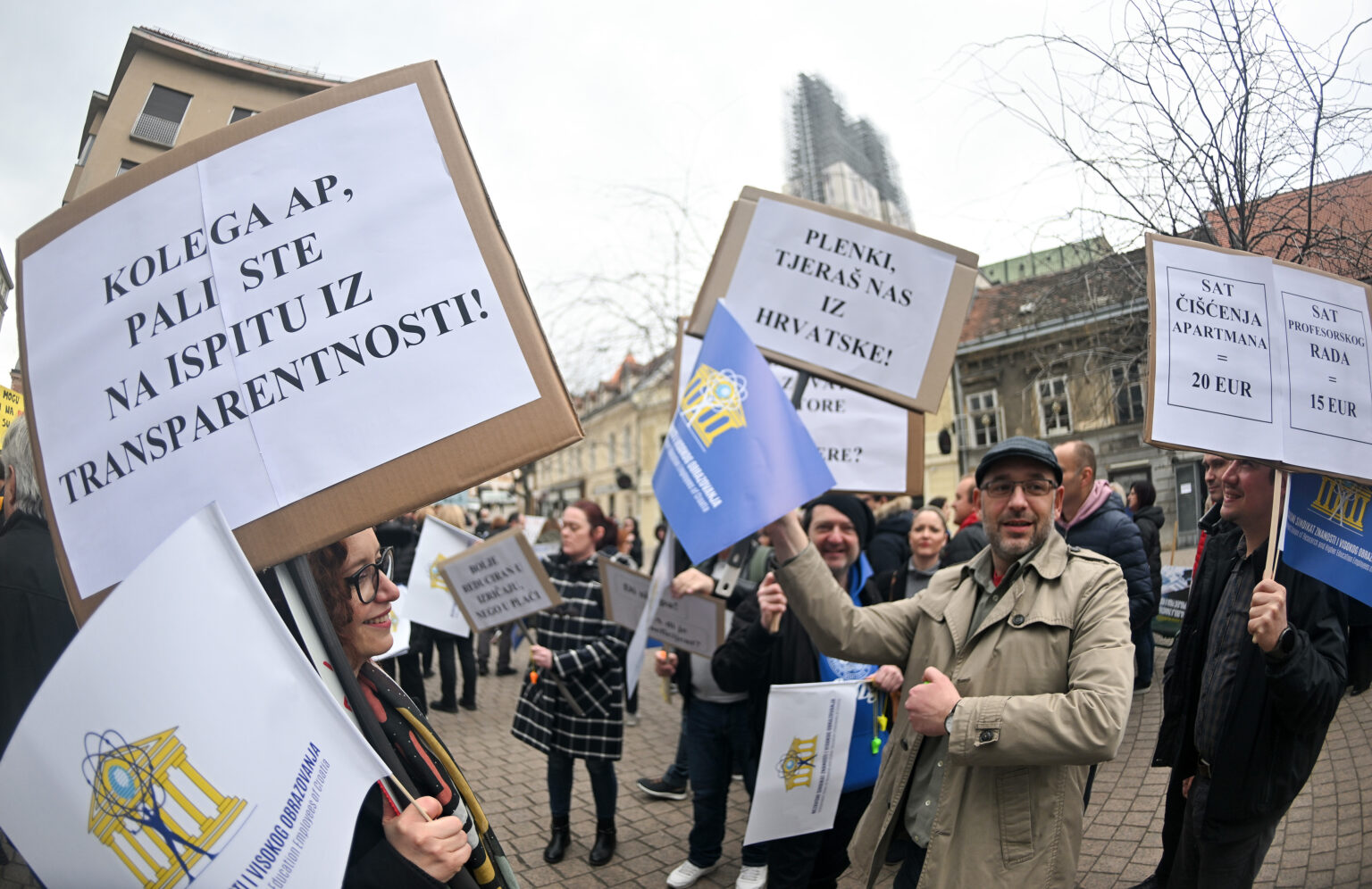 FOTO "Di si radosti, adio znanosti": U Zagrebu prosvjed zaposlenika u obrazovanju i znanosti ...