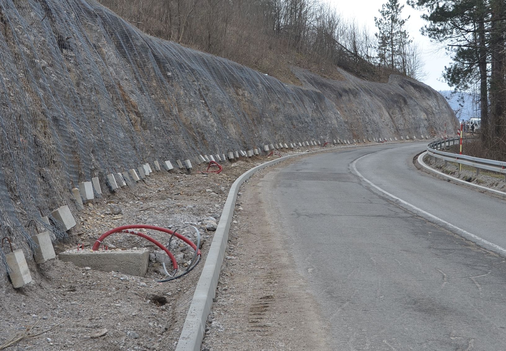 Na prometnici od gornjeg dijela Vrbovskog prema Dobri se postavlja ...