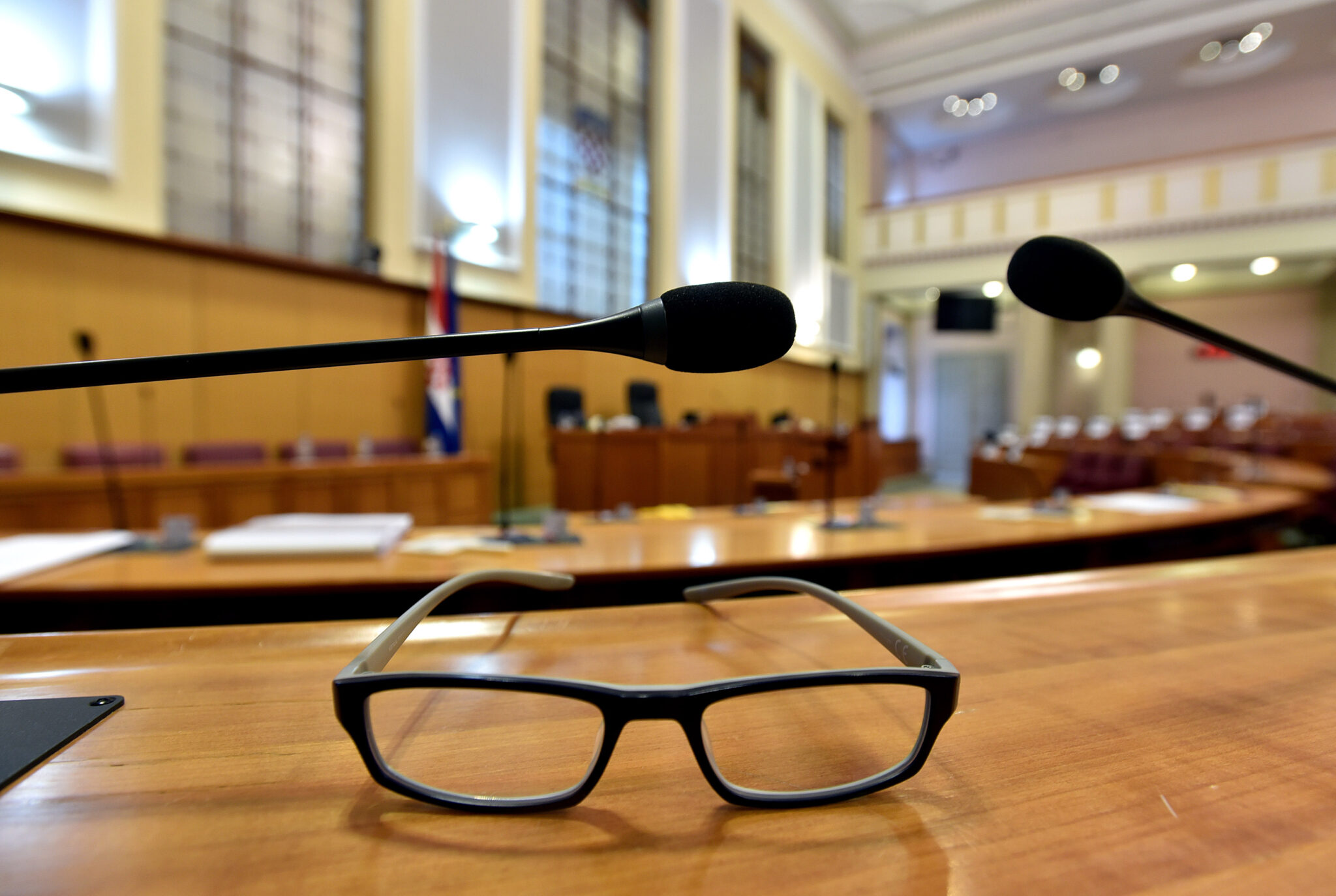 Zastupnik sam, eto to sam! Nos ti.... - Novi list