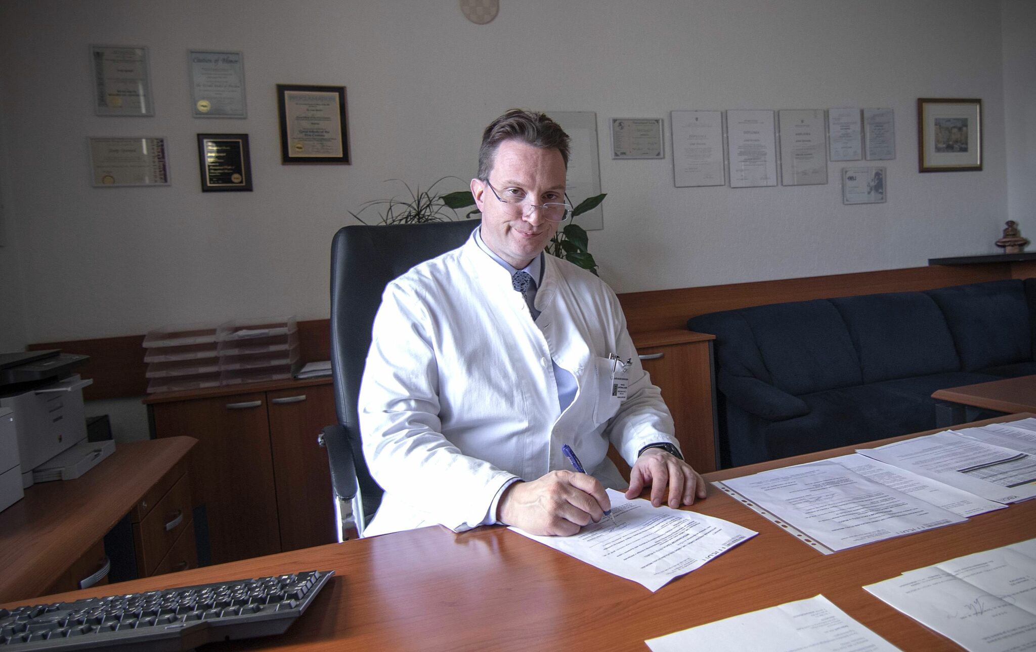 Rijetka operacija u KBC-u Rijeka, rade ju jedini u Hrvatskoj! Odraslom ...