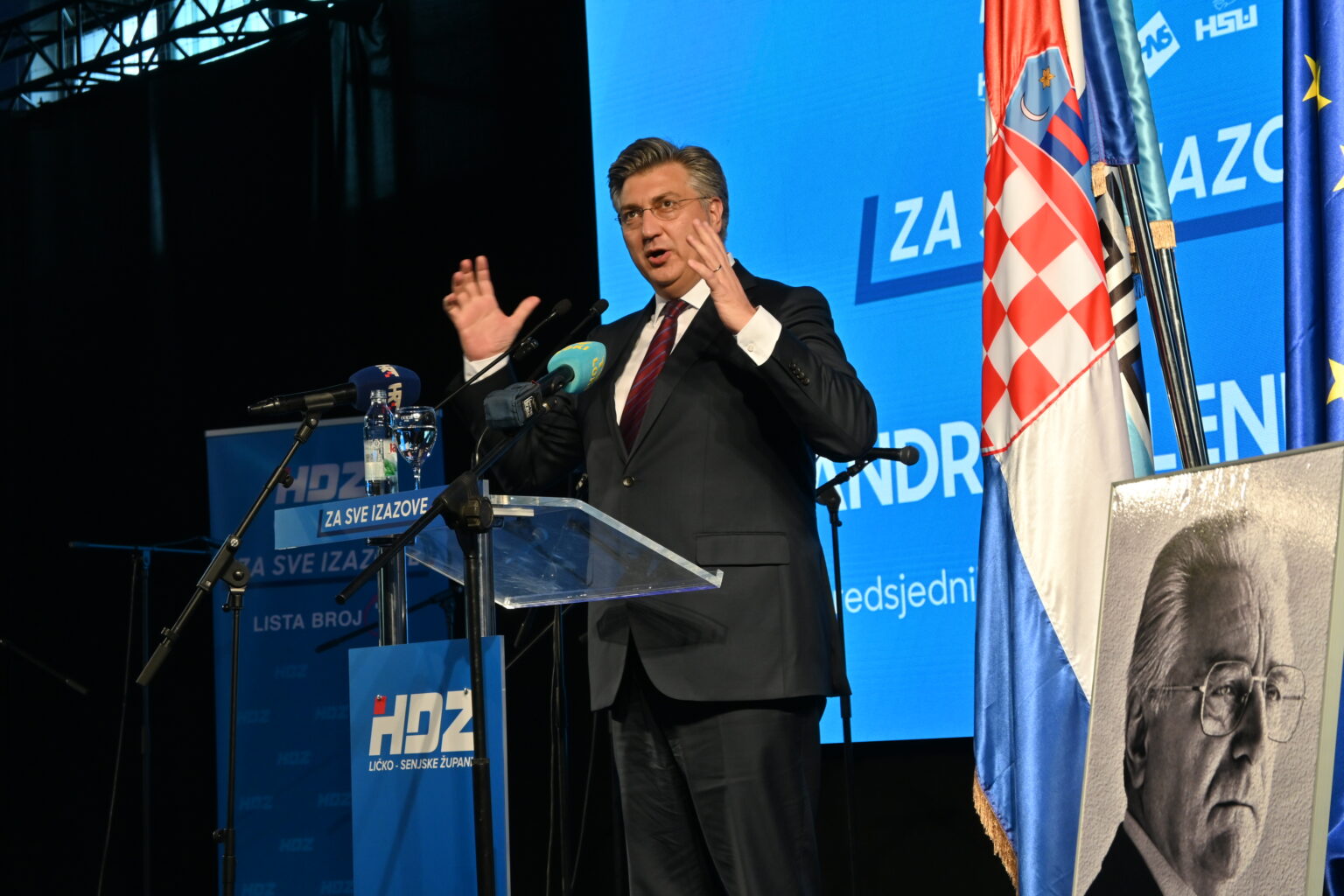 Plenković u Gospiću predstavio listu za 7. izbornu jedinicu: HDZ je uvijek bio uz svoj narod i ...