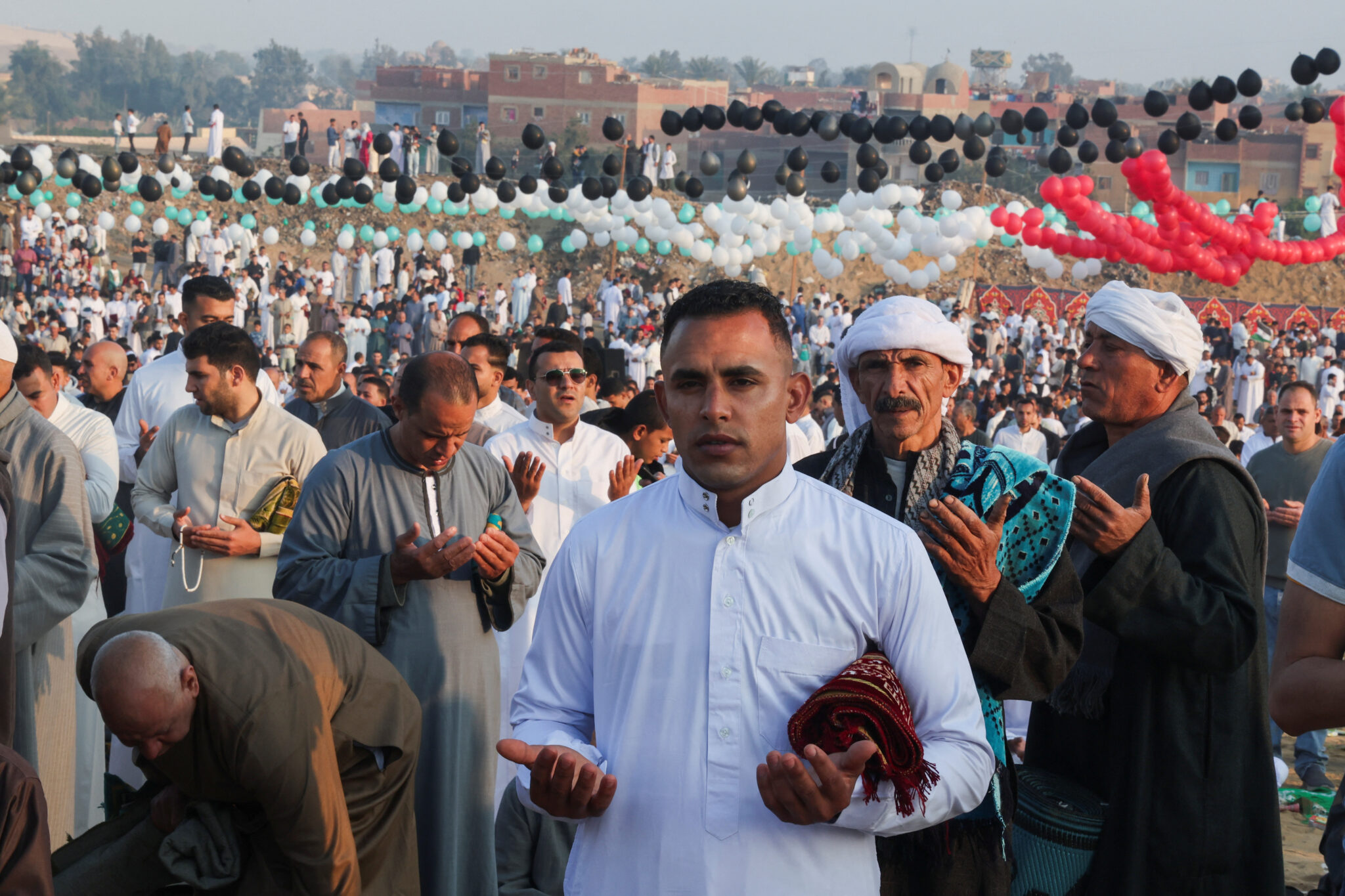 Za milijune muslimana diljem svijeta danas završava sveti mjesec ...