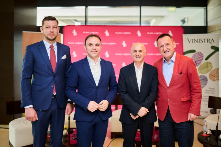 Ukusna juha koja pomaže skinuti koji kilogram, savršena je za početak ...