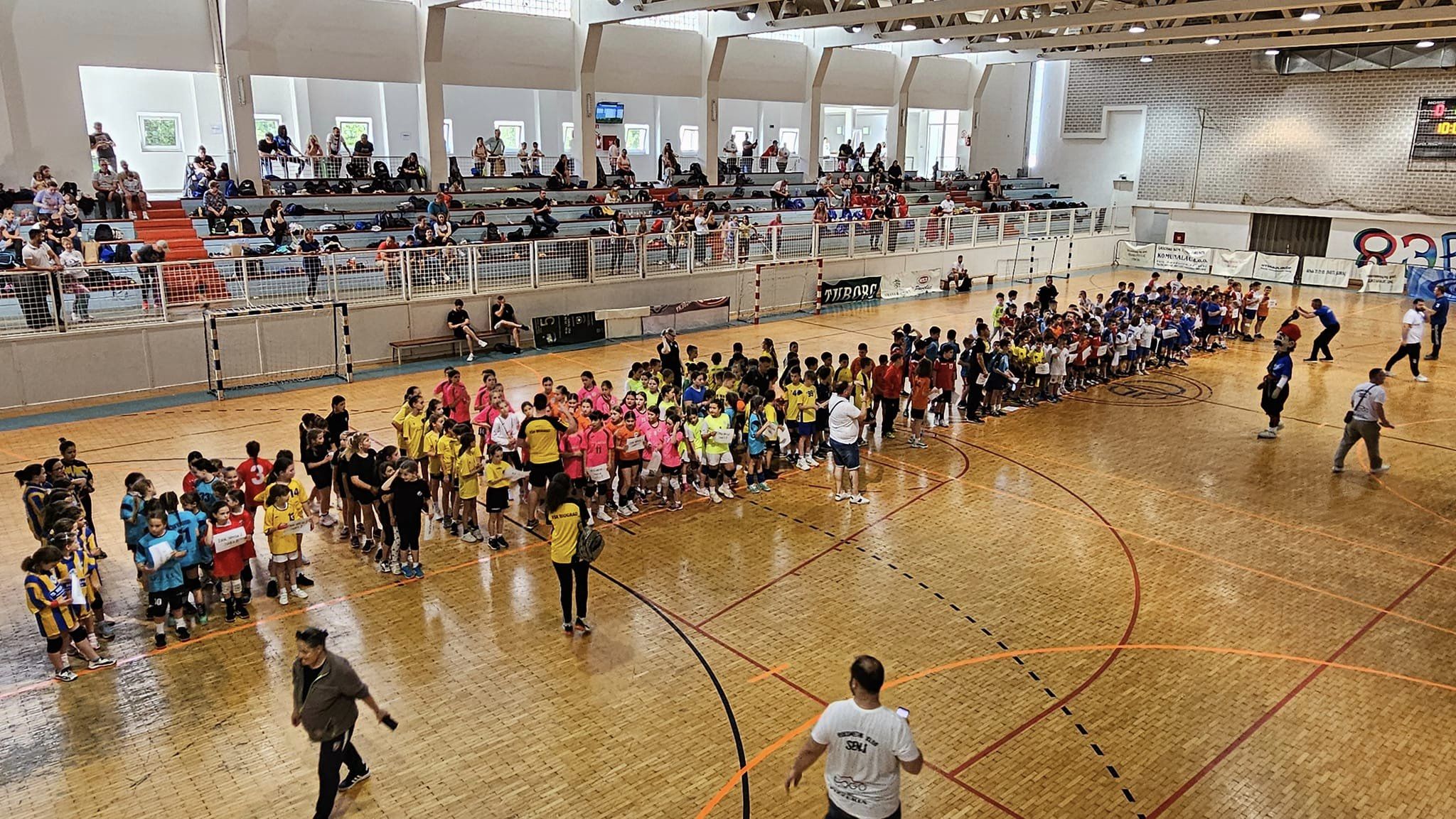 Održan Međunarodni turnir u mini rukometu "Mali uskok" - Novi list