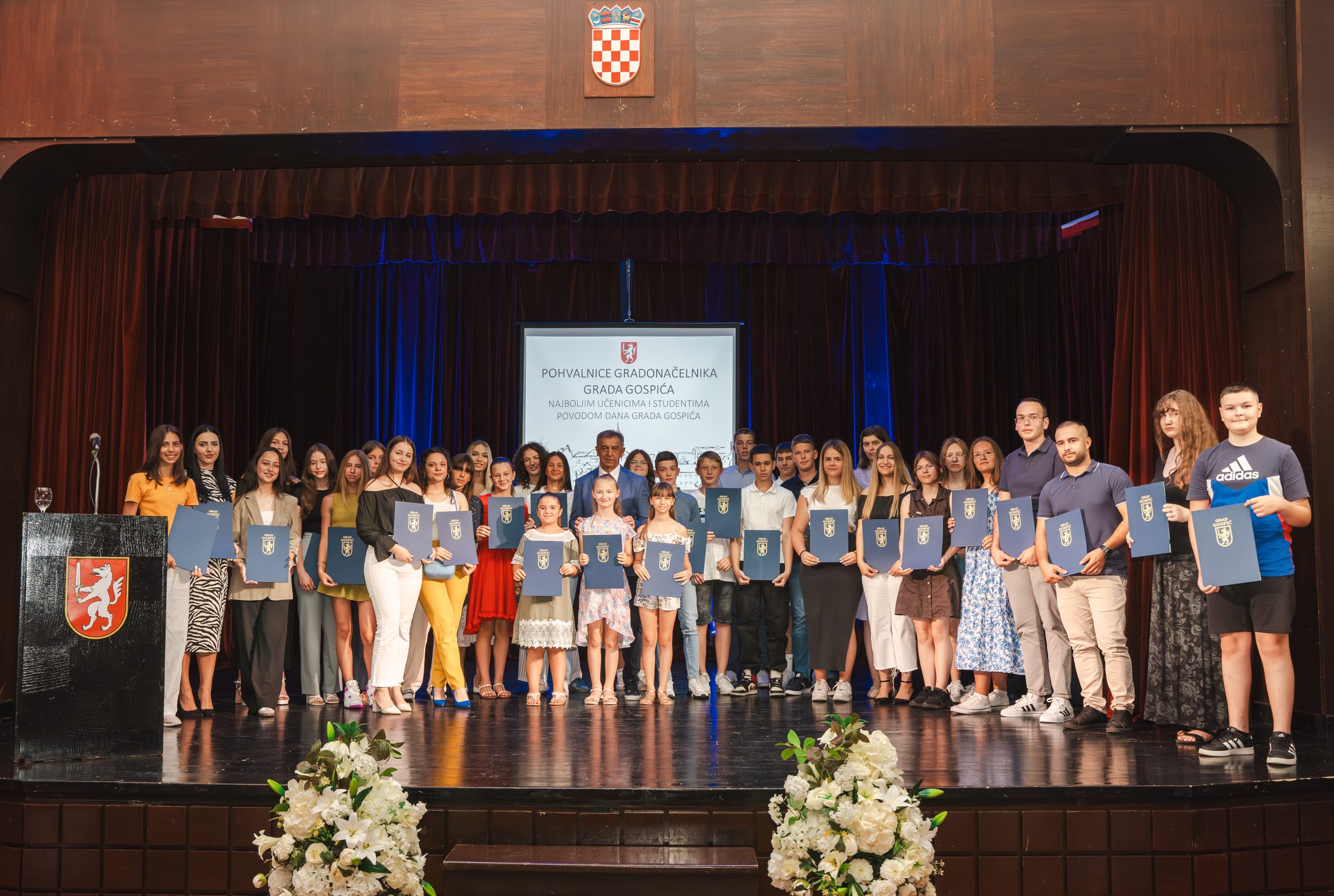 Dodijeljene pohvalnice najboljim učenicima i studentima s područja ...