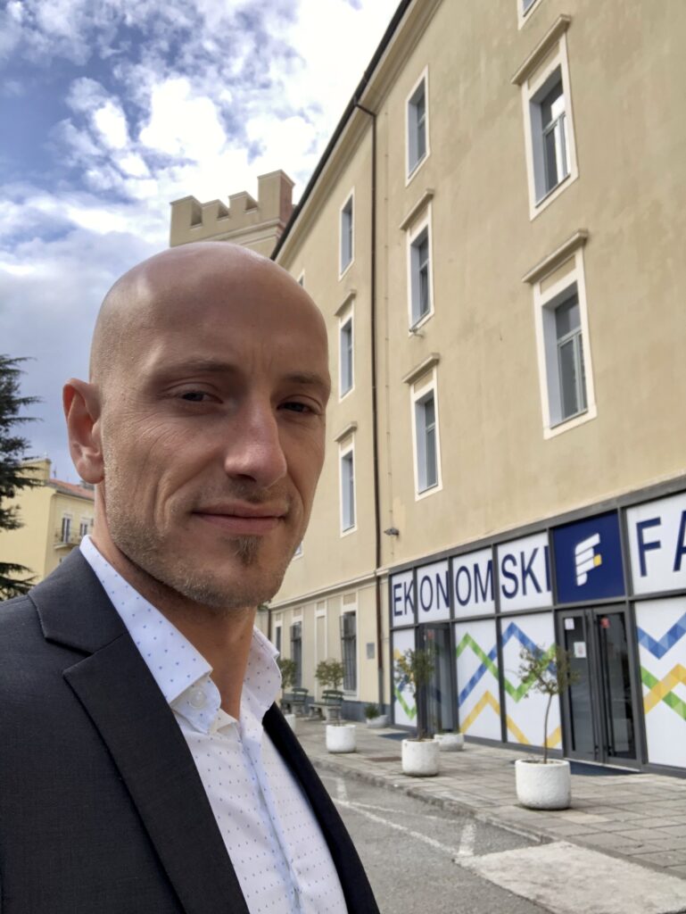 Diploma Ekonomskog fakulteta u Rijeci otvara vrata brojnih karijernih mogućnosti. Pričali smo s ...