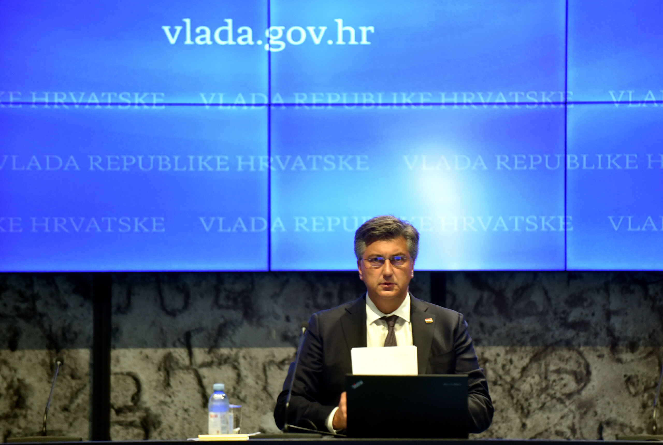 Plenković: Vladin paket mjera je dobro izbalansiran; poskupljenje plina ...