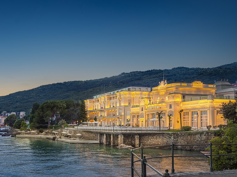 U petak u Kristalnoj dvorani hotela Kvarner modna revija - Novi list