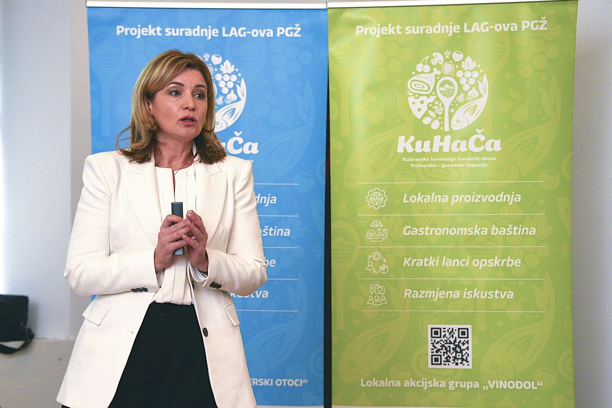 Ermina Duraj u Cresu održala komunikacijsku radionicu "Pod povećalom ...